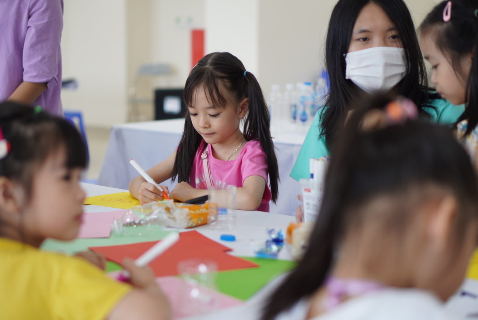 Tổ chức workshop "Thiên nhiên tái sinh từ rác tái chế"